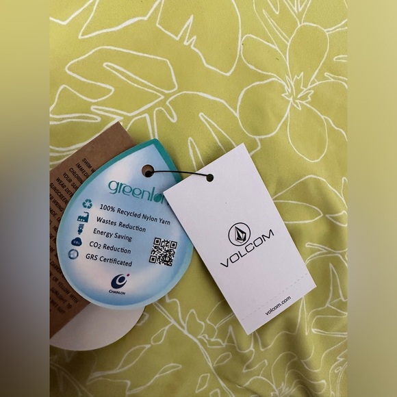 Volcom | Swim | Nwt Volcom Tropicoco Reversible One Piece Swimsuit In ...